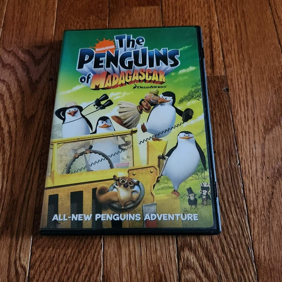 Dreamworks | Media | The Penguins Of Madagascar Dvd | Poshmark